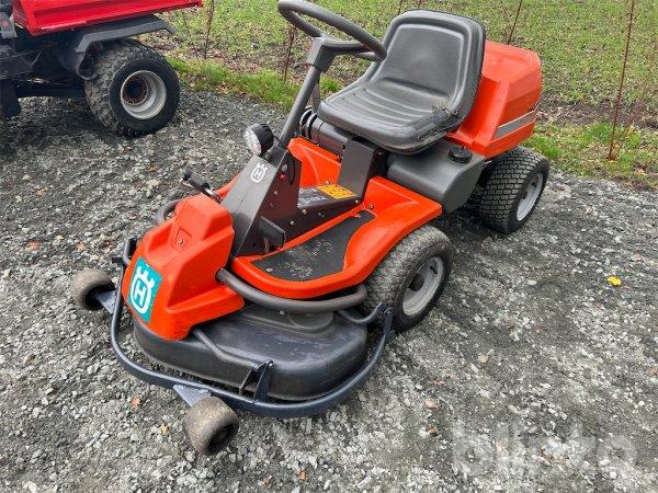 Åkgräsklippare - Husqvarna Rider 13 R Special | Blinto auktioner