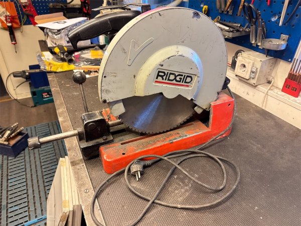 Metallkap - RIDGID | Blinto auktioner