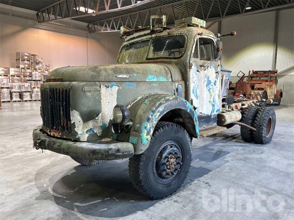 Lastbil Chassi - Volvo Viking 4x4 - Militärbil | Blinto auktioner