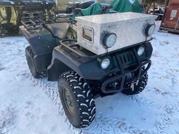 ATV med plog - Yamaha Grizzly 600 | Blinto auktioner