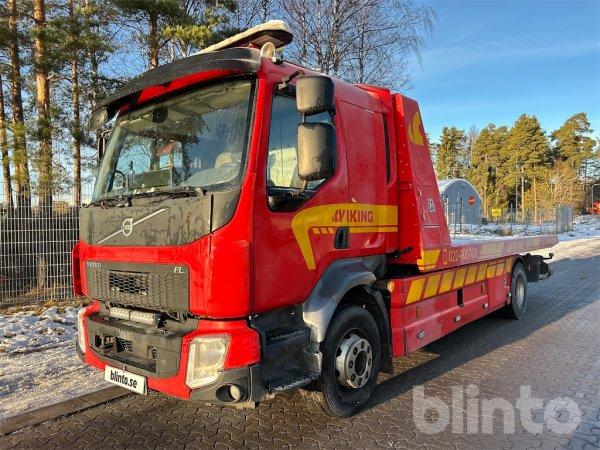 Bärgningsbil - VOLVO FL 42 R | Blinto auktioner