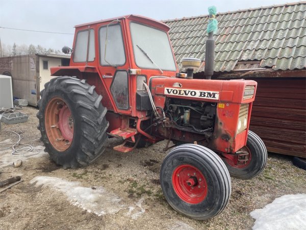Frontlastare - Volvo BM 700 Turbo | Blinto auktioner