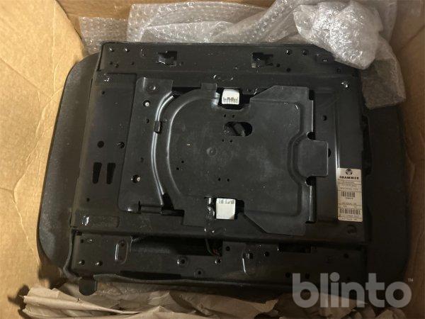 Underrede stol - Grammer | Blinto auktioner