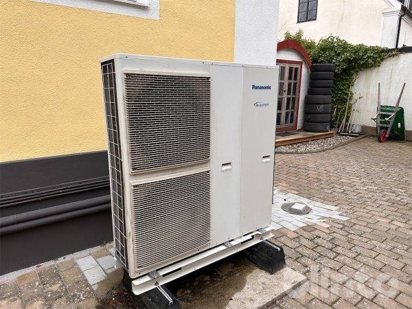 Luft/Vattenpump - Panasonic 16kW Ytter- & Innerdel | Blinto auktioner