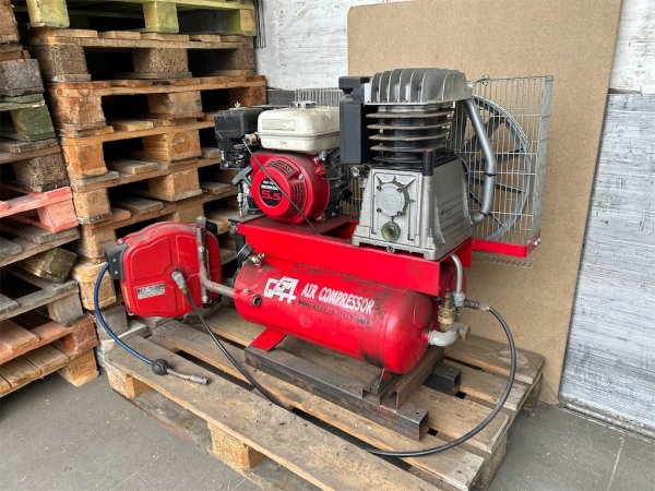 Kompressor - GGA Air Compressor | Blinto auktioner