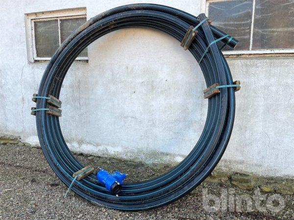 Pem-Slang + ventil - Wavin 90x8,2 | Blinto auktioner