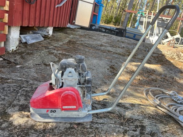 Padda - Swepac F50 | Blinto auktioner