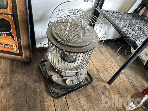 Fotogenkamin - Anslut 2200 kW | Blinto auktioner