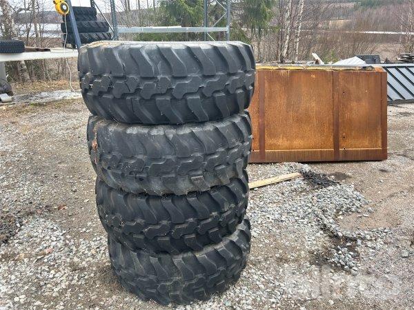 Entreprenaddäck - Dunlop sp t9 | Blinto auktioner