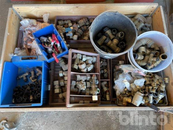 VVS delar - Blandad pall | Blinto auktioner