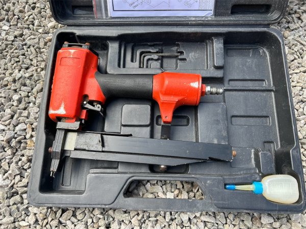 Klammerpistol - Motex SL535 | Blinto auktioner