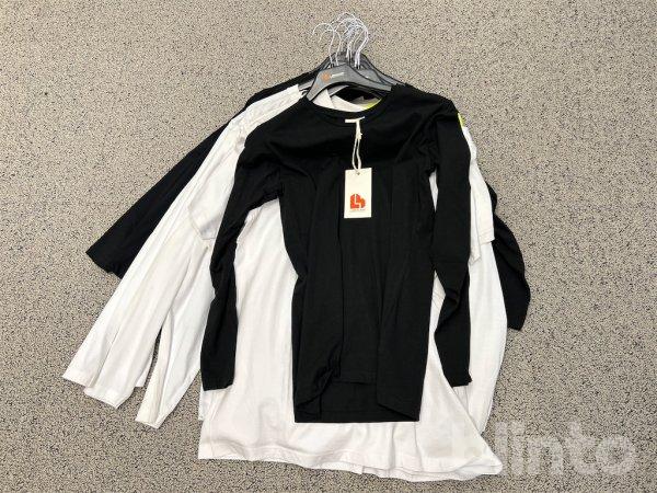 Parti kläder - L.brador, CAT, | Blinto auktioner