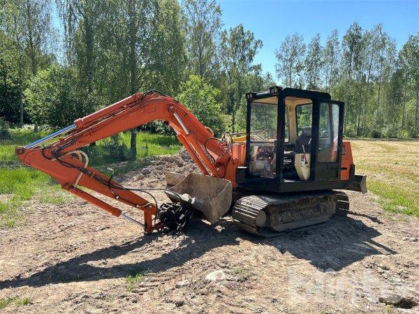Bandgrävare 7,8ton - Takeuchi TB68 Tiger | Blinto auktioner