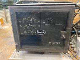 Smältlimsmaskin - Nordson Microset Multiscan 3400 | Blinto
