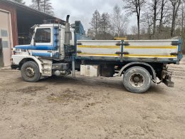 Veteranlastbil - Scania 82H med kran | Blinto