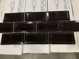 Kakel - ”Metro” kakel med fasade kanter | Blinto auktioner